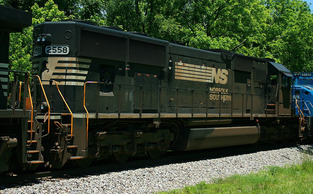NS 2558